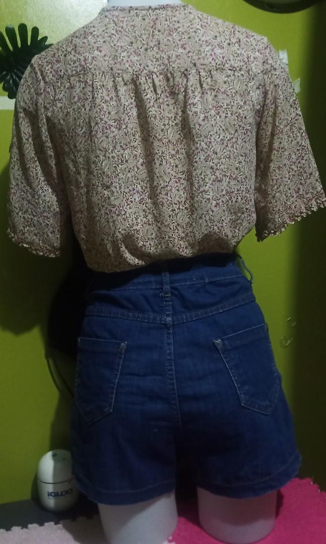 Palda short and blouse, Women's Fashion, Dresses & Sets, Sets or ...