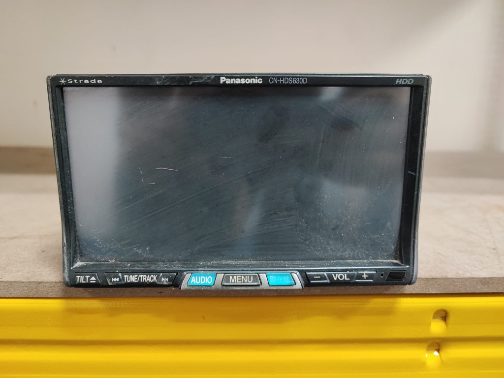 Panasonic Strada (CN-HDS630D) Navigation System Radio Double Din Player ...
