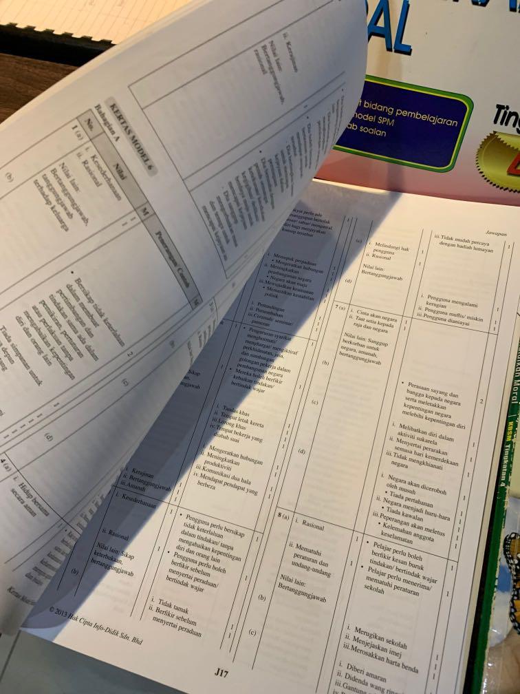PENDIDIKAN MORAL SPM NOTES BOOK REFERENCE BOOK BUKU RUJUKAN, Hobbies ...