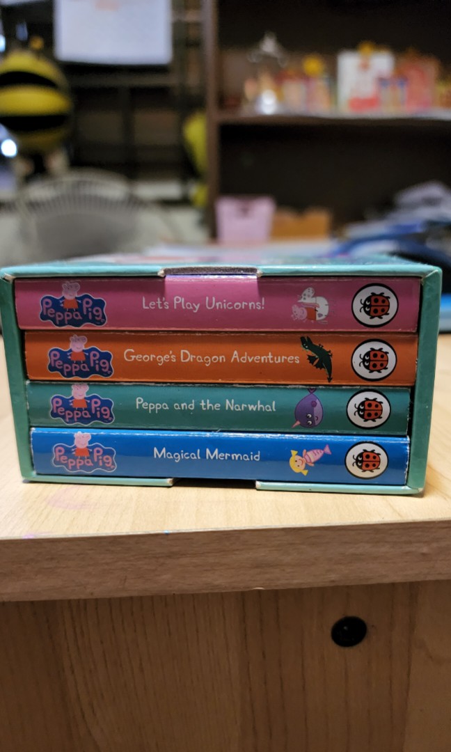 Peppa pig little library, Hobbies & Toys, Toys & Games on Carousell