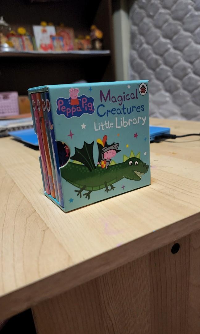 Peppa pig little library, Hobbies & Toys, Toys & Games on Carousell