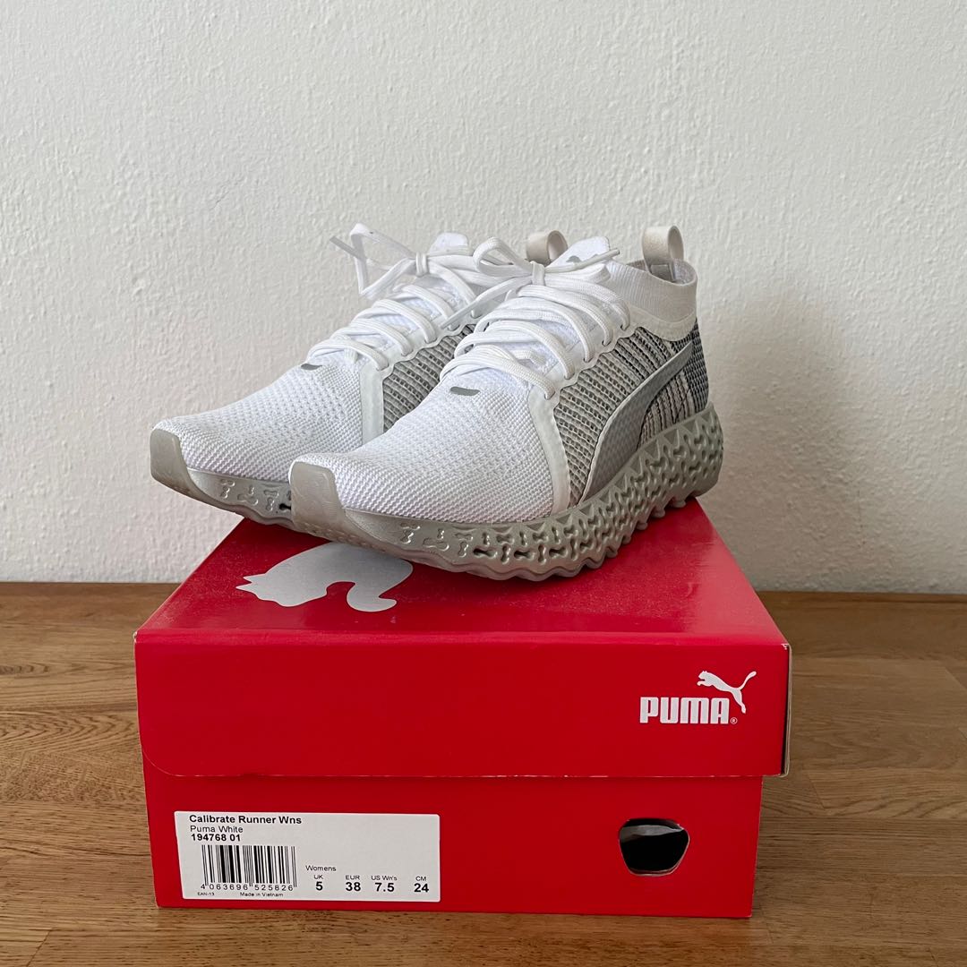 Puma running shoes US7.5, Women's Fashion, Footwear, Sneakers on Carousell