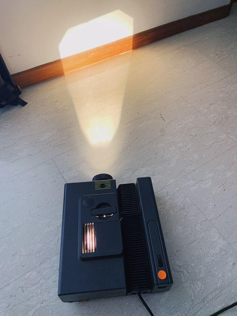 Reflecta slide projector, Photography, Photography Accessories, Other ...