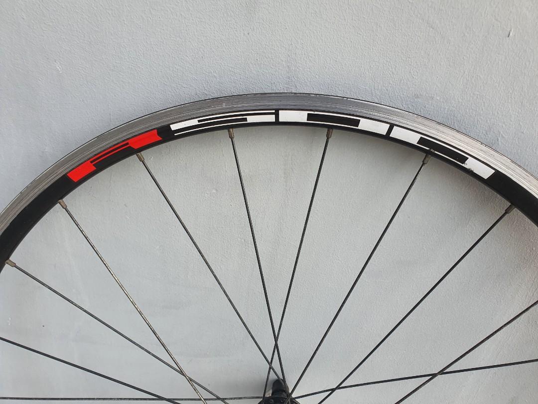 Shimano R500 wheelset, Sports Equipment, Bicycles & Parts, Parts ...