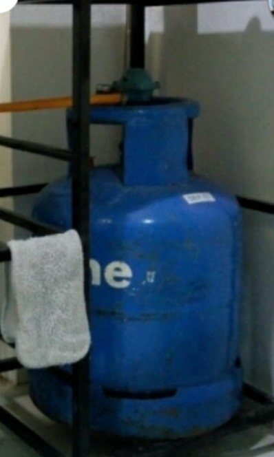 Solane gas tank, TV & Home Appliances, Kitchen Appliances, Cookers on ...