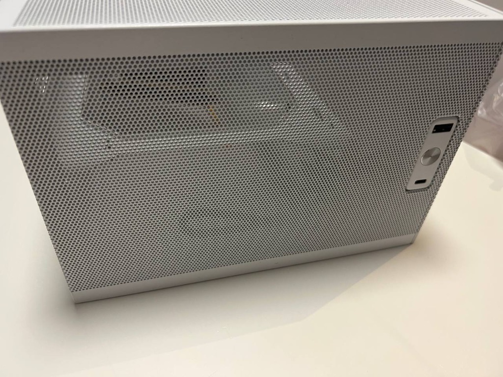 SSUPD Meshlicious Mini-ITX Case (White), Computers & Tech, Parts ...