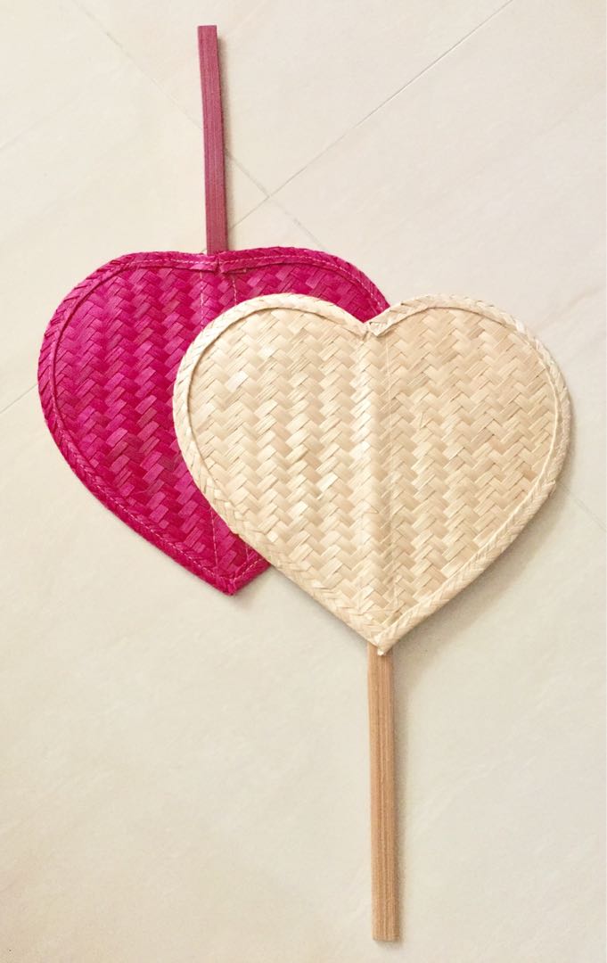 Straw hand fan, Furniture & Home Living, Lighting & Fans, Fans on Carousell