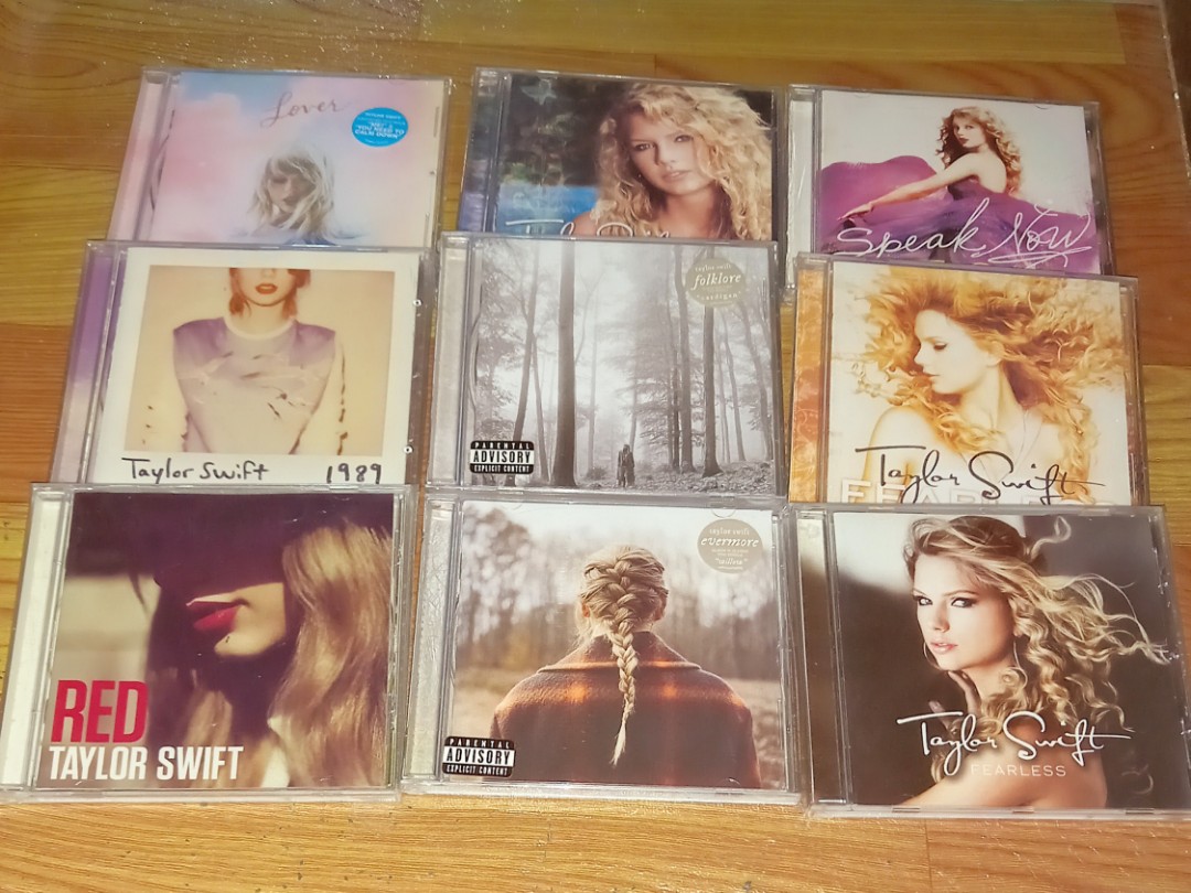 Taylor swift, Hobbies & Toys, Music & Media, CDs & DVDs on Carousell