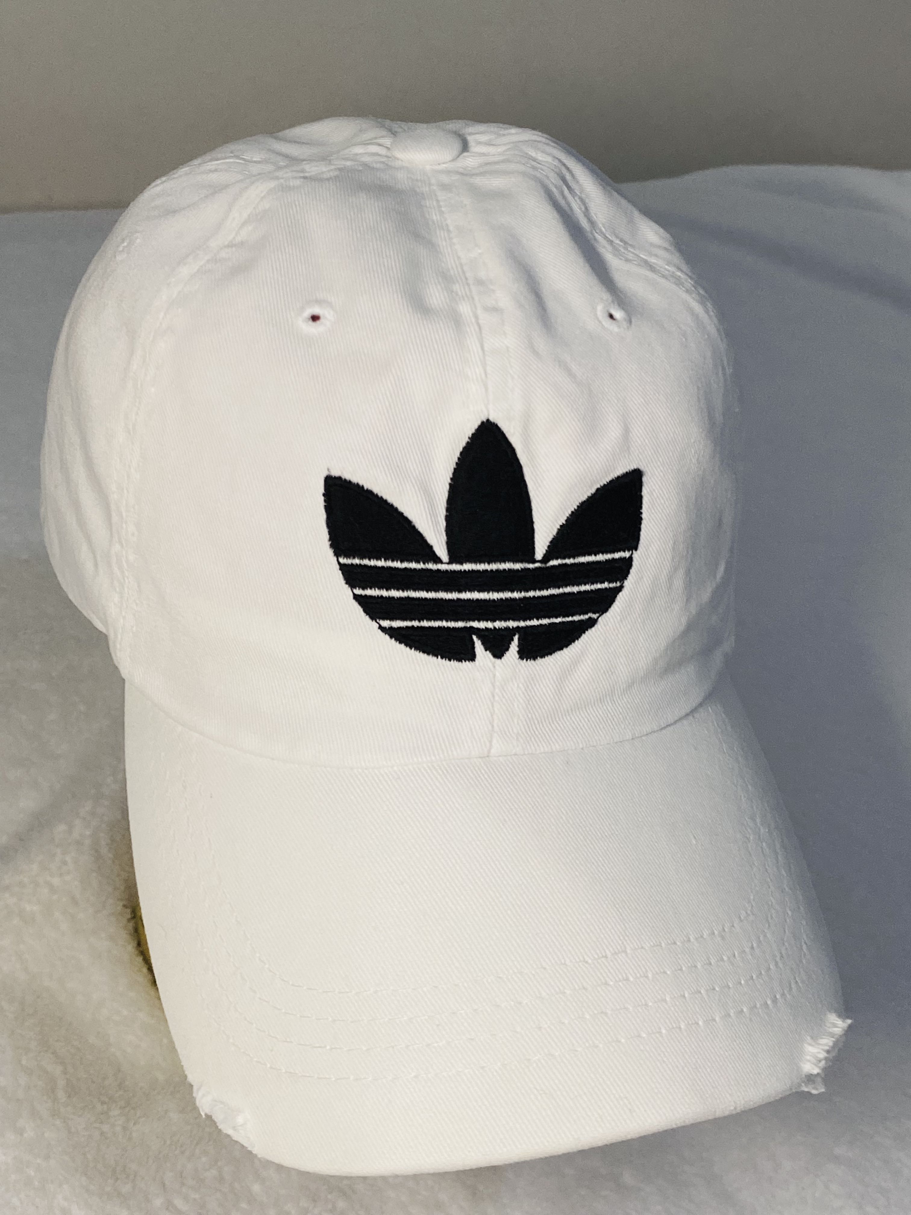 Vintage Adidas Logo Cap, Men's Fashion, Watches & Accessories, Caps ...
