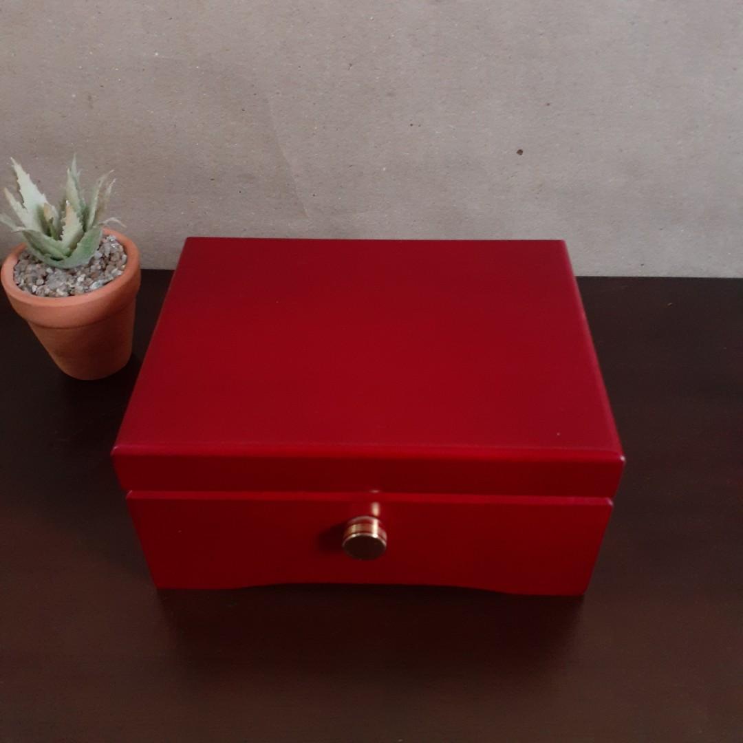 Sankyo Orpheus 30 note luxury music box Edelweiss tune, Hobbies & Toys ...