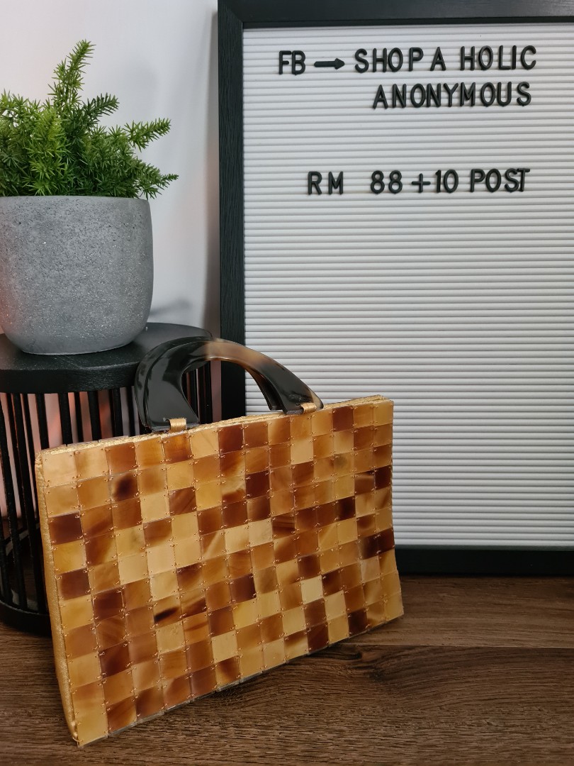 Vintage tortoise shell design bag, Women's Fashion, Bags & Wallets on ...