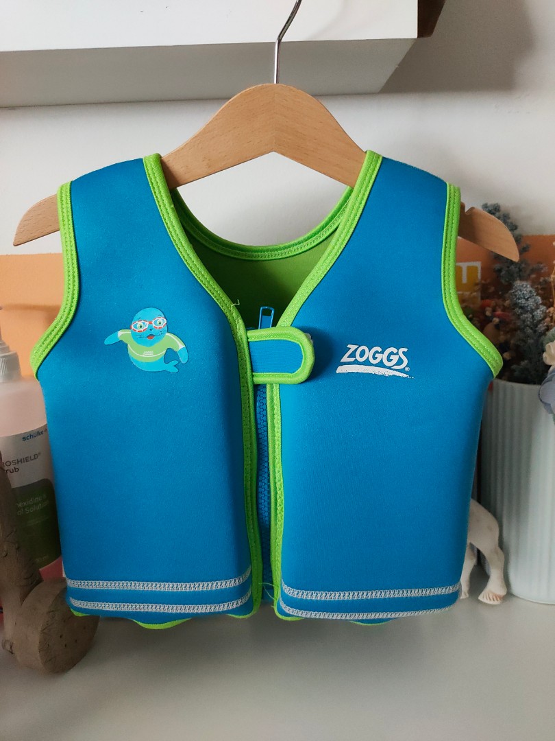 Zoggs swimming float wear, Babies & Kids, Babies & Kids Fashion on ...