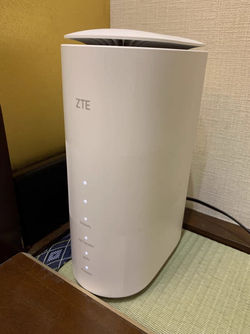 ZTE 中興5G router MC801a，唐樓村屋上網救星, 電腦＆科技, 電腦周邊及配件, Wifi及上網相關產品 - Carousell