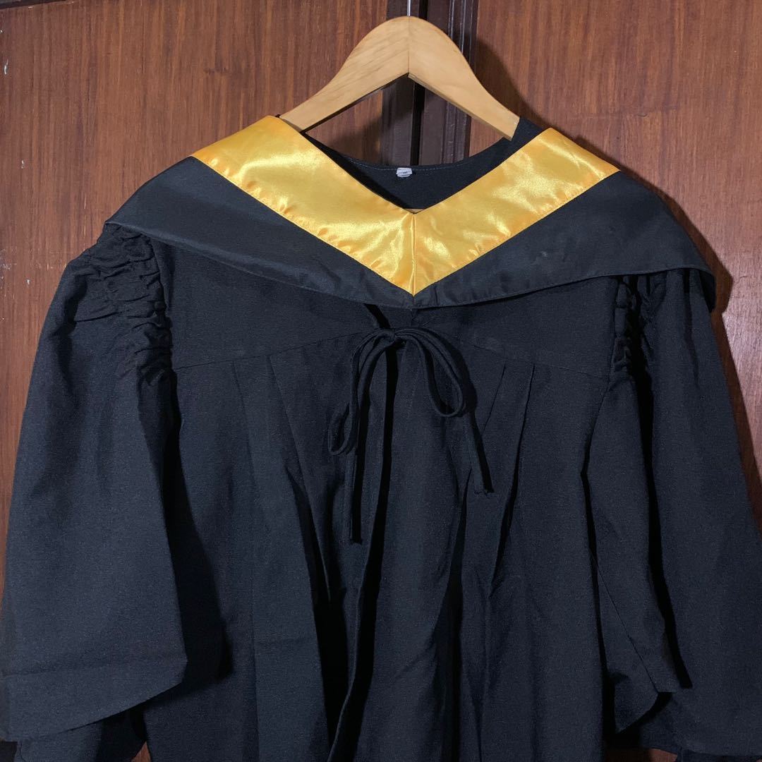 Complete Toga Set: Black Toga + Yellow-Gold Hood + Academic Cap, Women ...