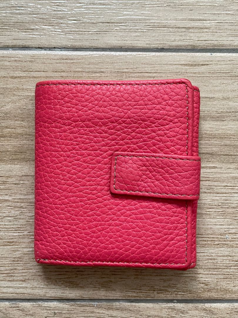 Fino Leather Bifold Wallet, Women's Fashion, Bags & Wallets, Wallets ...
