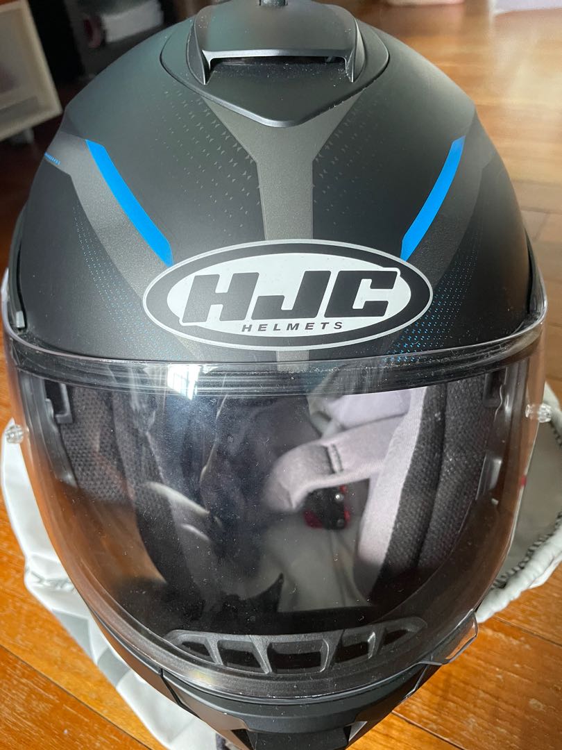 HJC MODULAR HELMET (M size), Motorcycles, Motorcycle Apparel on Carousell