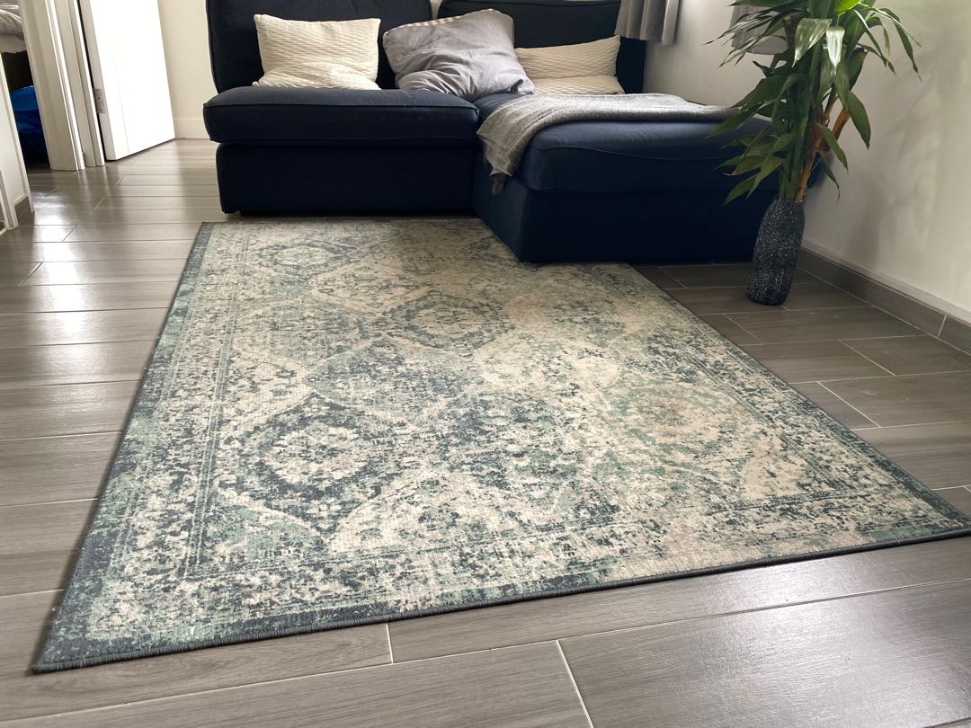 IKEA Rug (VONSBAK), 傢俬＆家居, 家居裝飾, 地氊 - Carousell