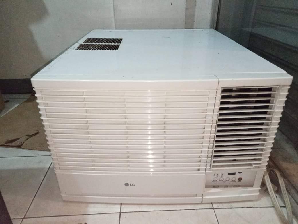 LG non inverter 2HP with remote, TV & Home Appliances, Air Conditioning ...