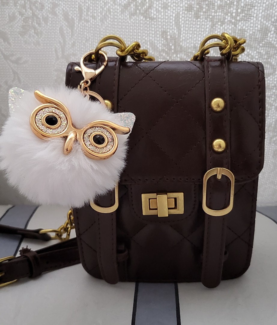 Mizzue sling bag, Women's Fashion, Bags & Wallets, Cross-body Bags on ...