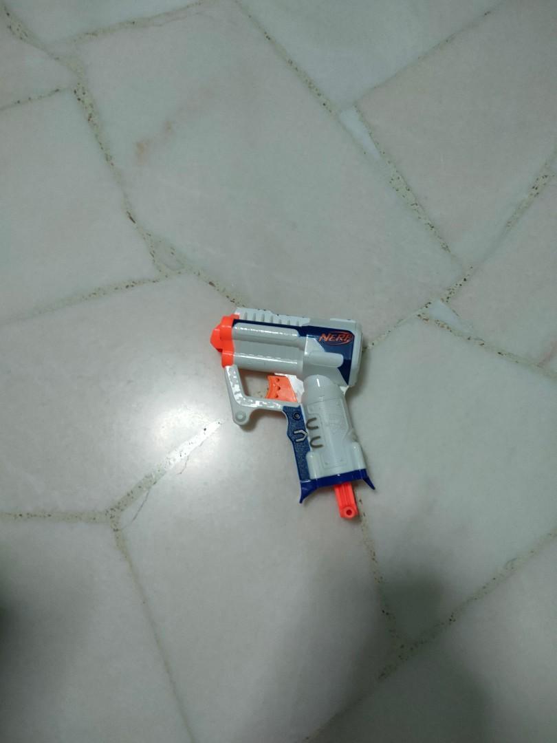 Nerf gun + 27 Bullet, Hobbies & Toys, Toys & Games on Carousell