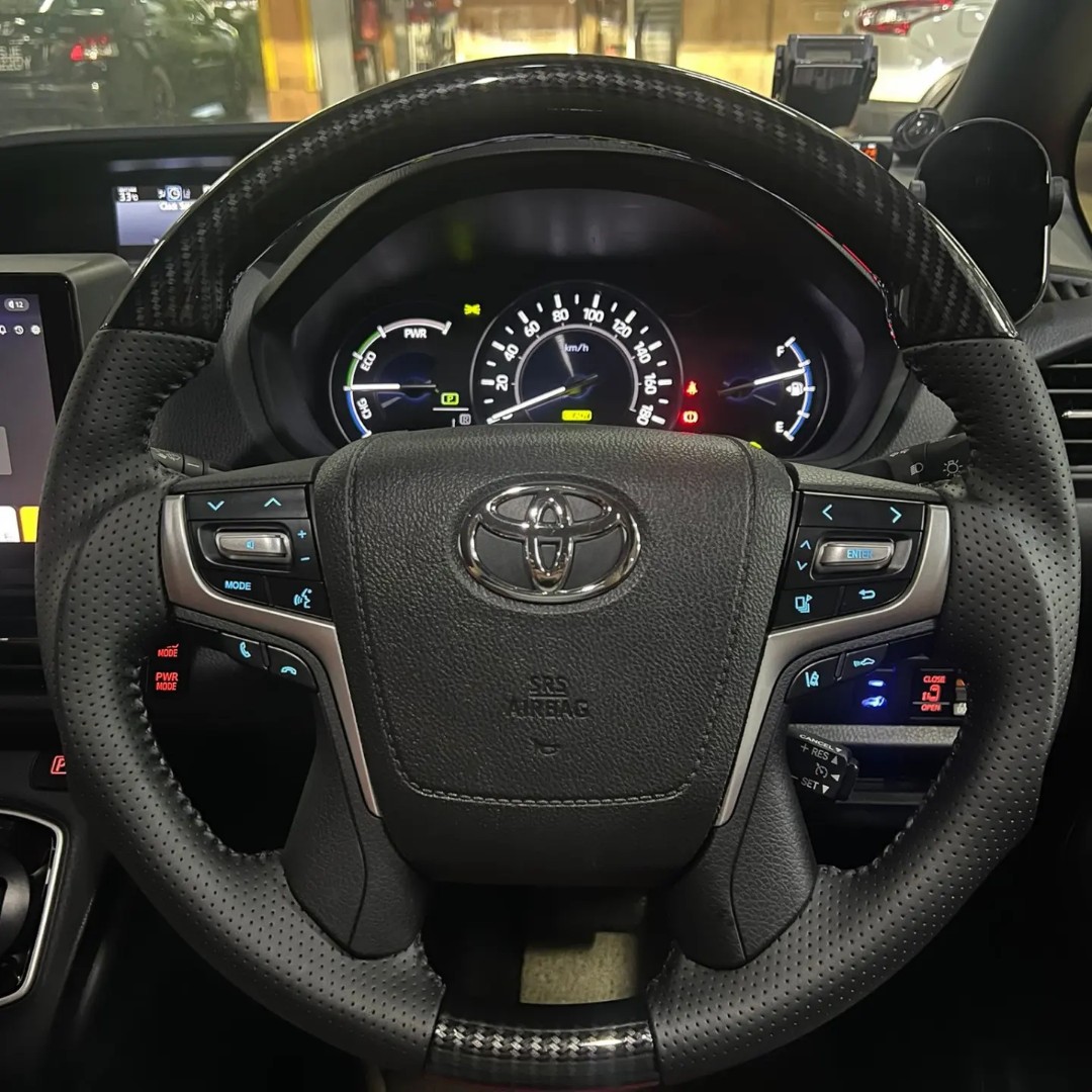 Noah esquire voxy triplets steering wheel, Car Accessories, Accessories ...