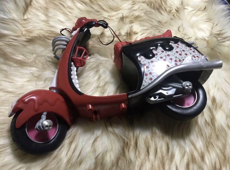 Original Monster High Scooter, Hobbies & Toys, Toys & Games on Carousell