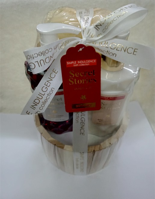 Simple Indulgence Bath Collection Set, Beauty & Personal Care, Bath ...