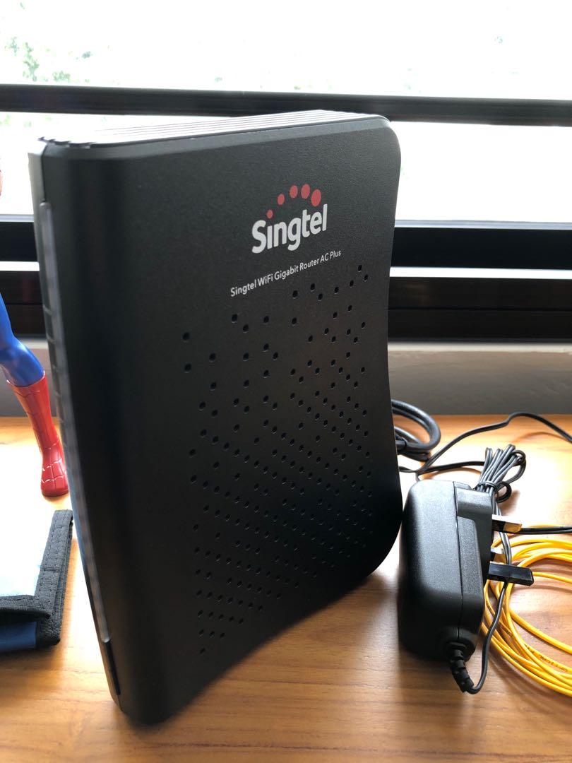 Singtel Router and (Huawei) Modem, Computers & Tech, Parts ...