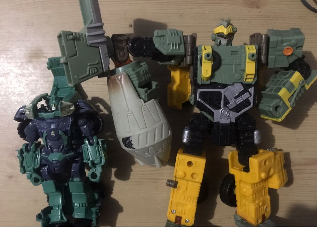 Transformers bundle autobots and decepticons Kup constructicon toys ...