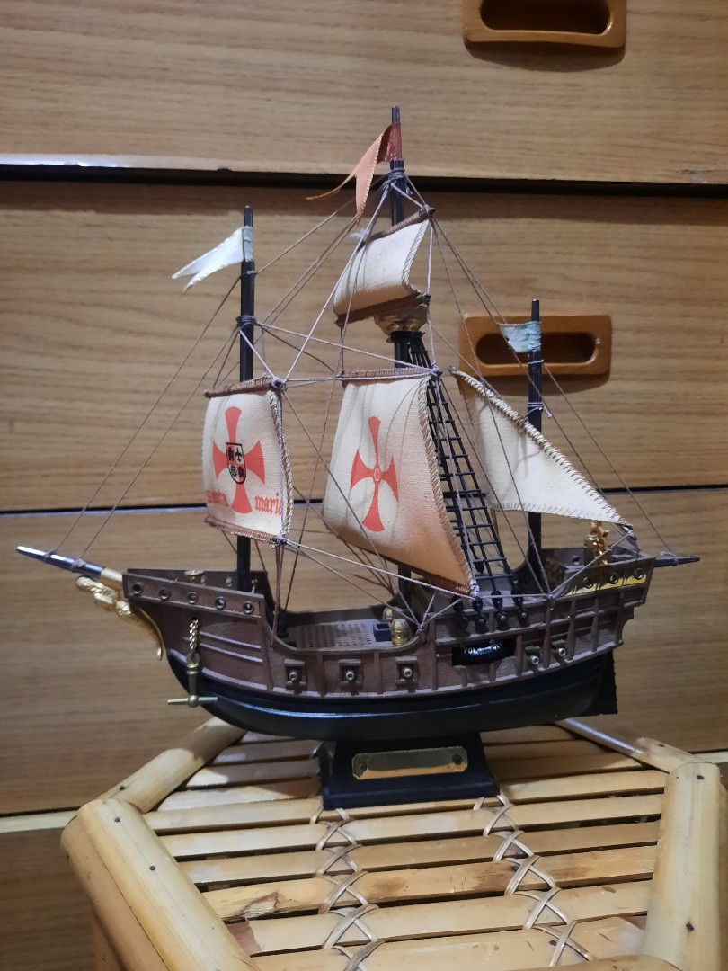 Vintage Santa Maria transistor radio ship, Hobbies & Toys, Memorabilia ...