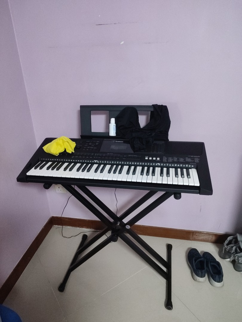Yamaha PSR-E453, Hobbies & Toys, Music & Media, Musical Instruments on ...