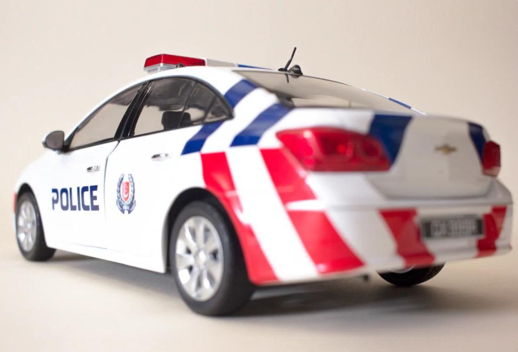 1:18 SPF FAST RESPONSE CAR DIECAST COLLECTIBLE FRC, Hobbies & Toys ...