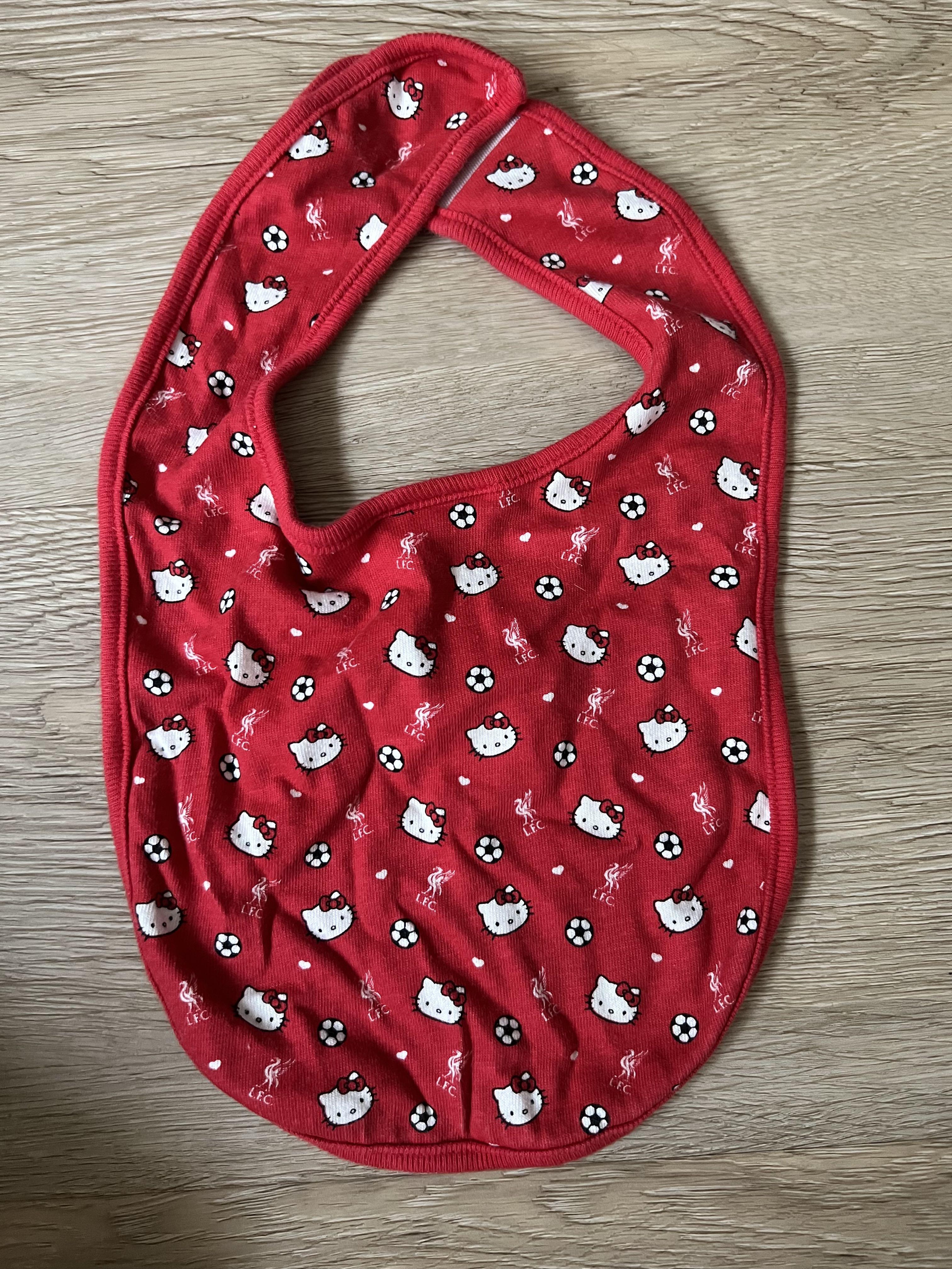 Baby Bibs | Hello Kitty, Disney, Dinosaur, Winnie the Pooh, Babies ...