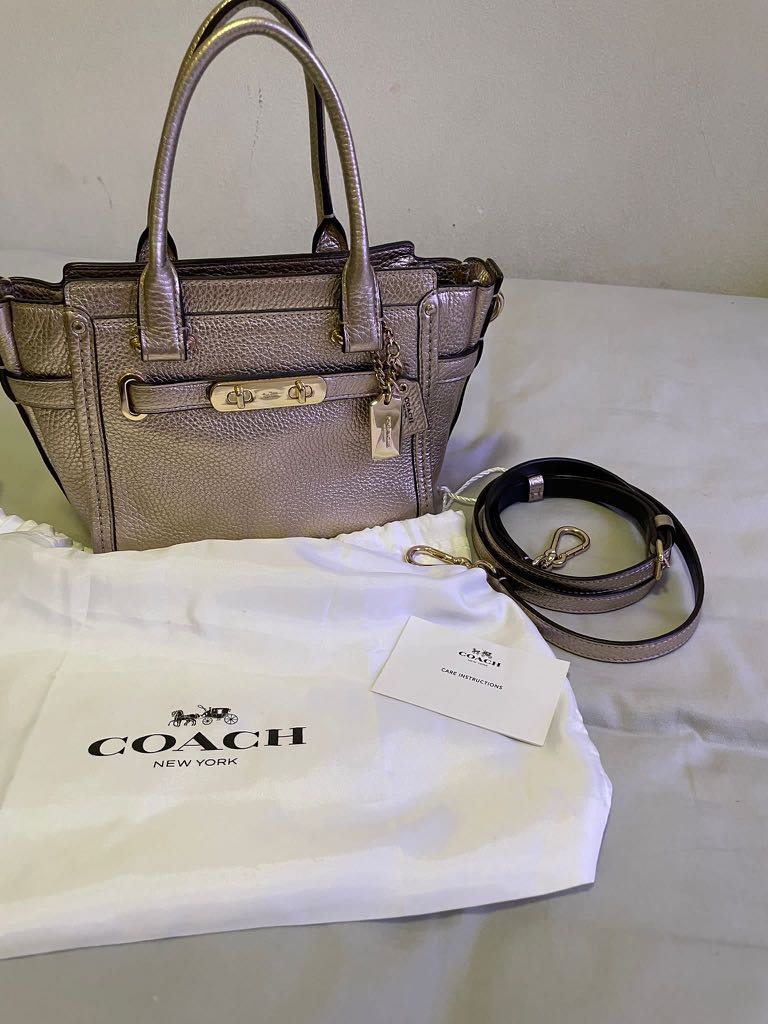 Coach Swagger 21 Bag, Women's Fashion, Bags & Wallets, Cross-body Bags ...