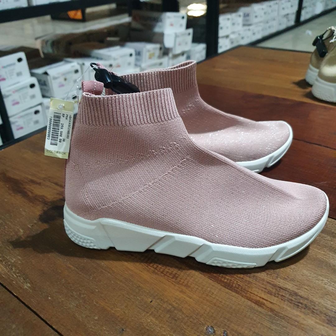 Colorbox Pink Nude Original 100% - Slip On, Fesyen Wanita, Sepatu di ...