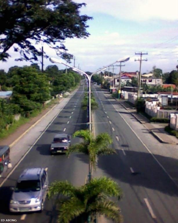Dasmarinas Cavite along Aguinaldo Highway near Savemore Salitran ...