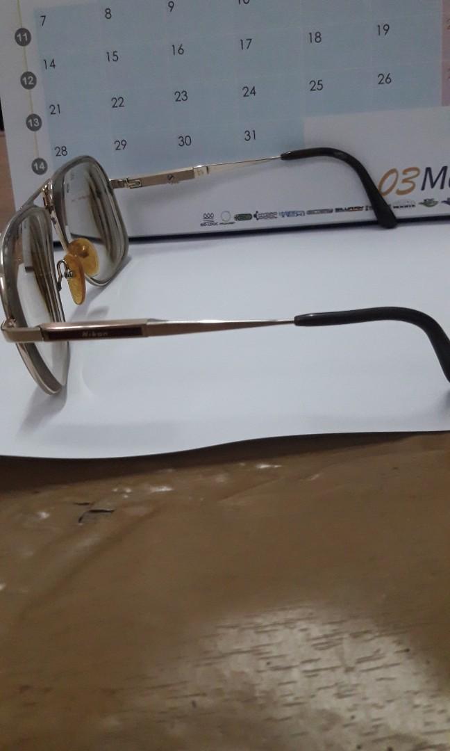Frame kacamata pria Nikon titanium gold uk, 15 cm x 5 cm, Fesyen Pria ...