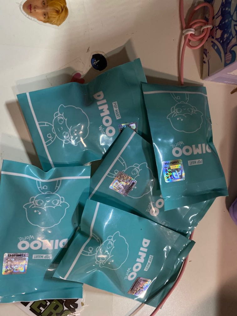 mini dimoo figure, Hobbies & Toys, Memorabilia & Collectibles, J-pop on ...