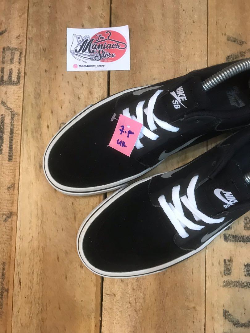 Nike SB Classic 7.5uk, Men's Fashion, Footwear, Sneakers on Carousell
