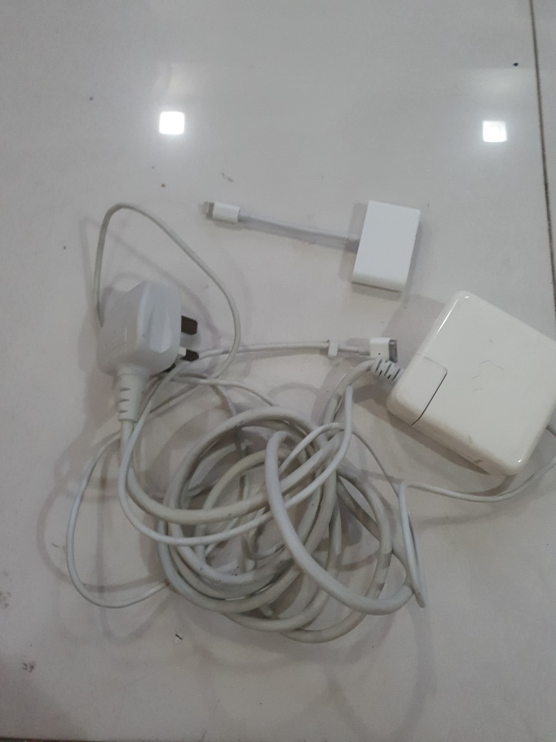 Old Macbook charger (MagSafe), Computers & Tech, Parts & Accessories ...