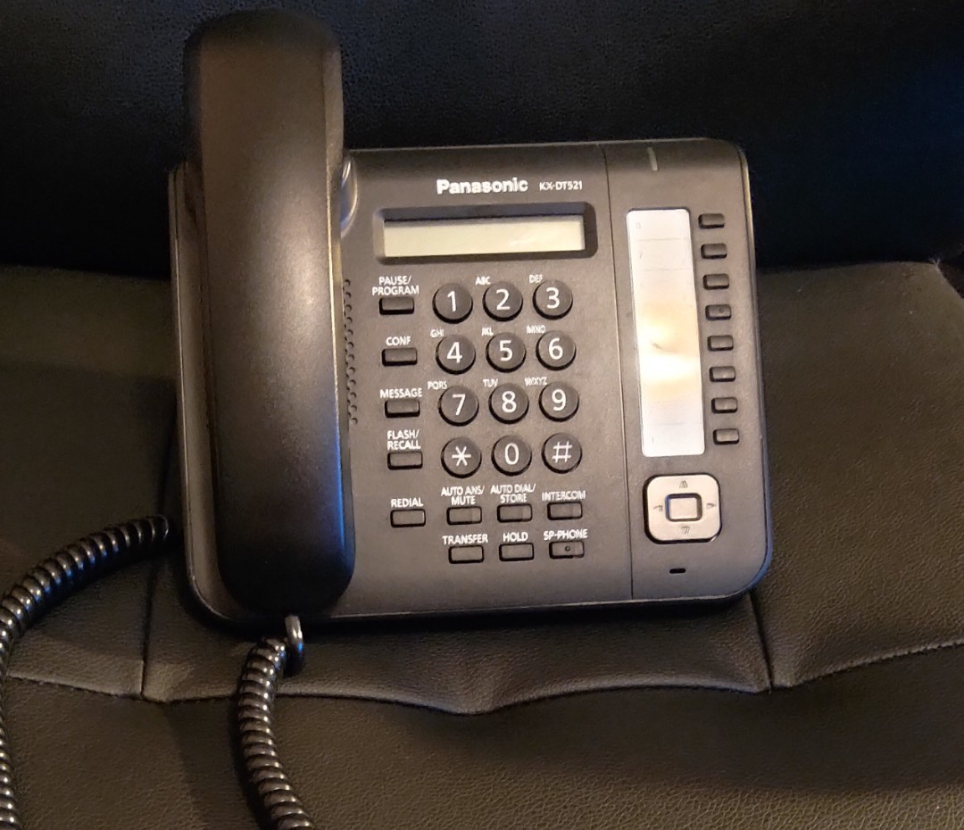 Panasonic Telephone KX-DT521, Everything Else on Carousell