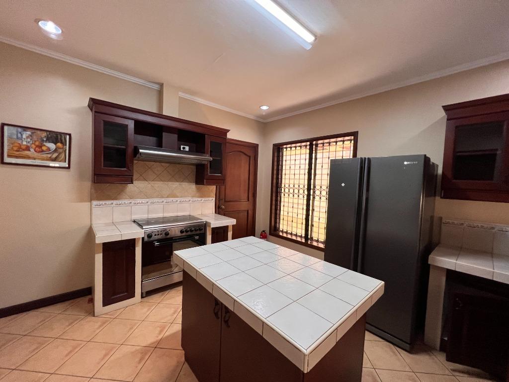 Phase 1 Maria Luisa house for sale Banilad Cebu City, Property, For ...