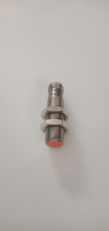 proximity inductive sensor 24vdc, Commercial & Industrial, Industrial ...
