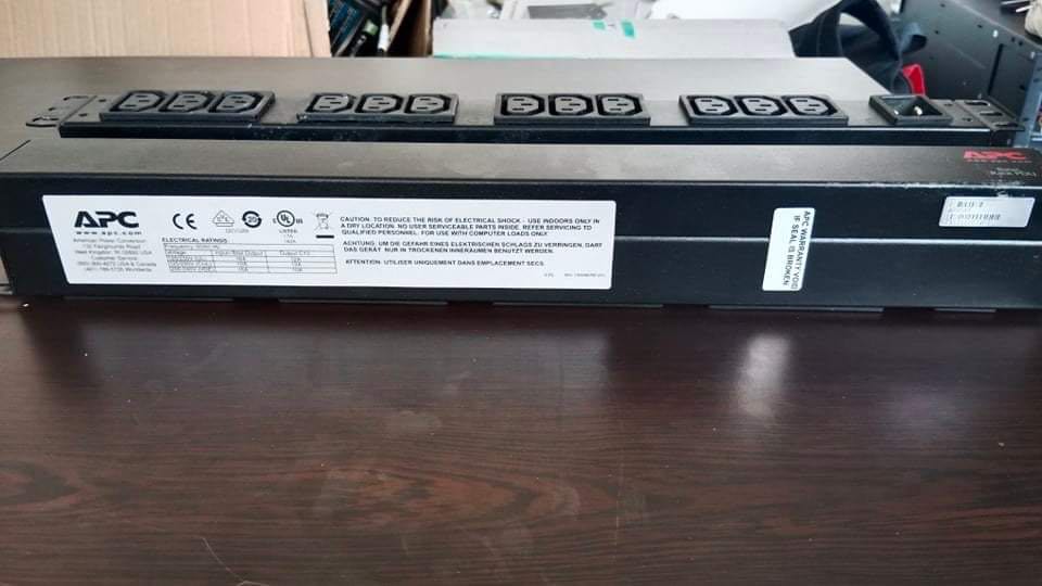 SERVER 2pcs bundle APC / BASIC RACK PDU w/ rack mout kit, Computers ...