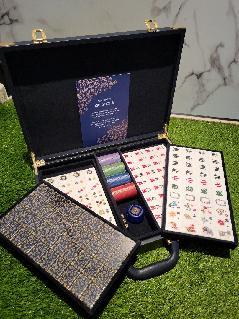 SQ Limited Edition Mahjong Set 2020, Everything Else on Carousell