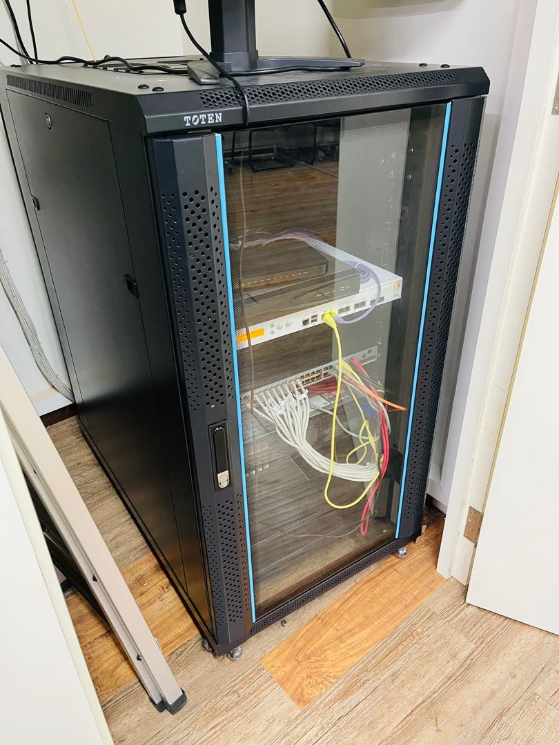 TOTEN 22U black color server rack, Furniture & Home Living, Furniture ...