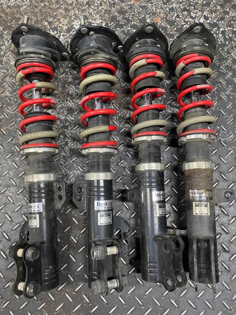 Toyota harrier ACU30 adjustable absorber, Auto Accessories on Carousell