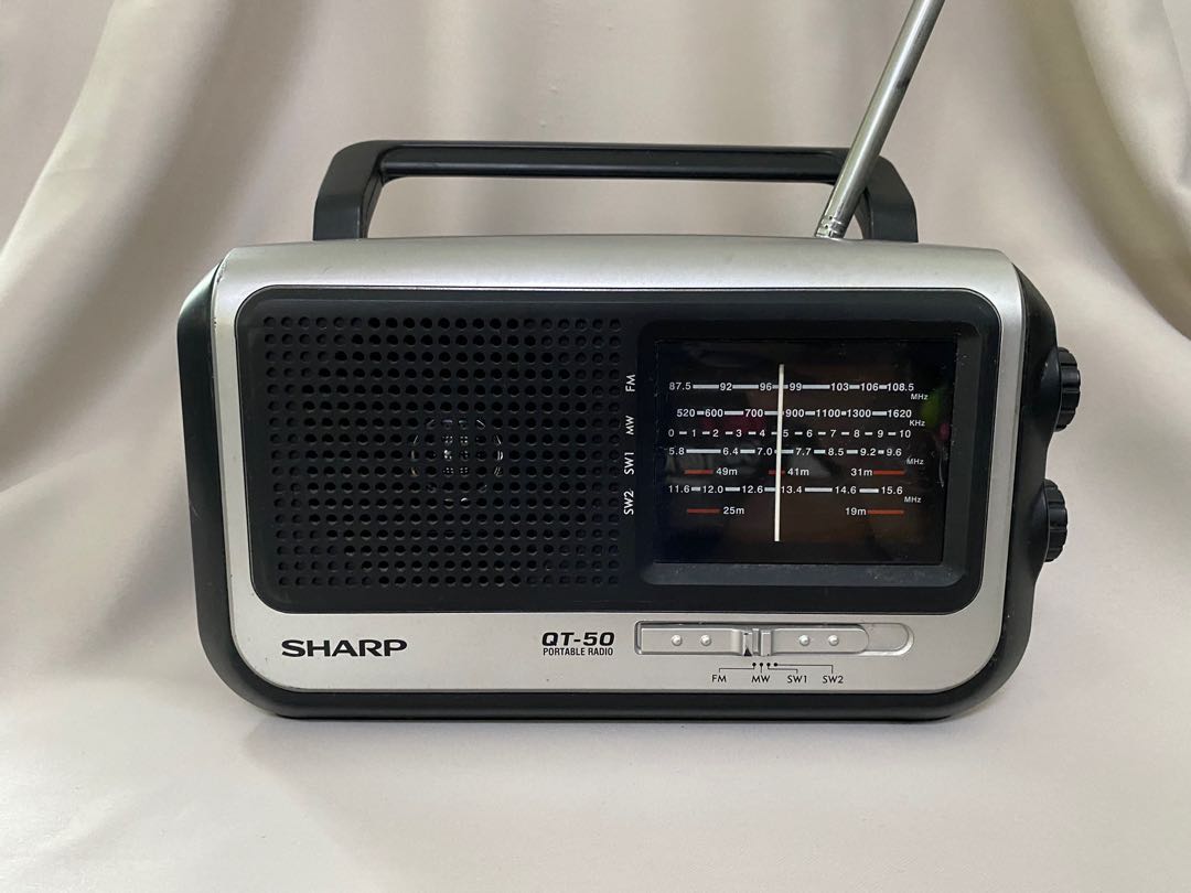 Vintage SHARP Portable Radio QT-50, Audio on Carousell