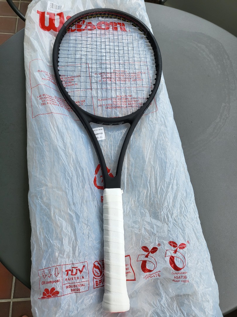 Wilson pro staff 97 V13 315g, Sports Equipment, Sports & Games, Racket & Ball Sports on Carousell