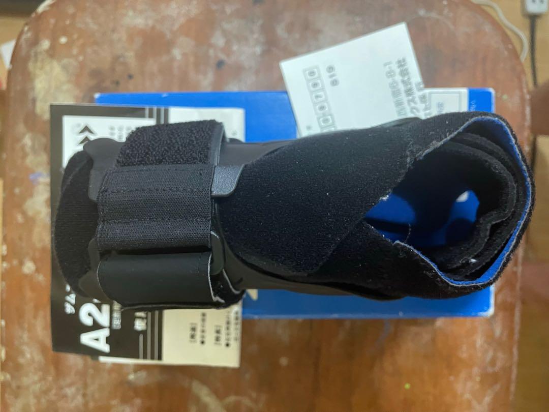 Zamst A2-DX ankle brace, Sports Equipment, Exercise & Fitness, Toning & Stretching Accessories ...